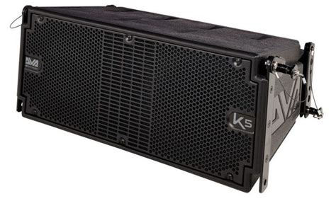 db Technologies SERIE DVA K5 Módulo de arreglo de line array activo de 3 vías con un