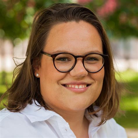 Karolin Rhein Apothekerin Apotheke Am Simeonstift Xing