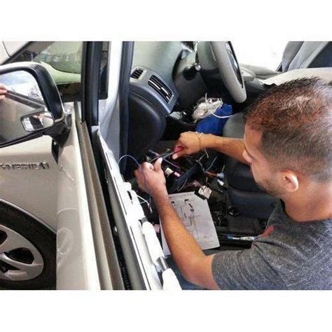 Wired GPS Tracking Device Installation Service Application Usage Commercial At Rs 500 Month In