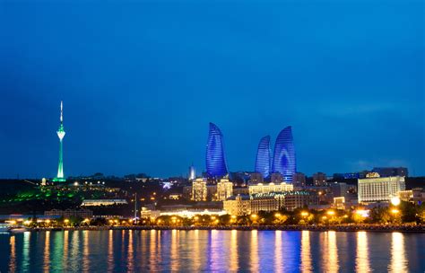 plan a trip to Baku tomorrow for 3 nights