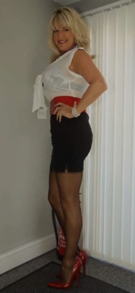 Linda Sends You Kisses Tumblr Com Tumbex