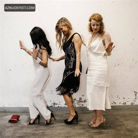 Paula Burrows Feet Aznudefeet