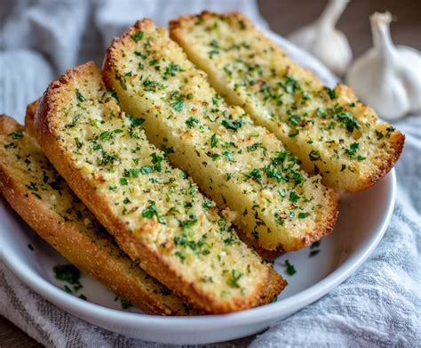 Homemade Garlic Bread Recipe