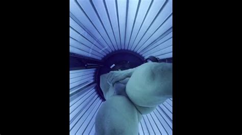 Bodybuilder Jerks Off In Tanning Bed Xxx Mobile Porno Videos Movies
