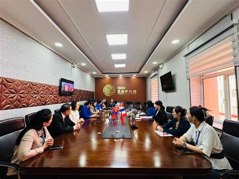 Их Их Засаг Чингис Соосэ Олон Улсын харилцааны сургууль