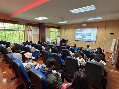 中南大学粟路军教授为我院师生做学术报告
