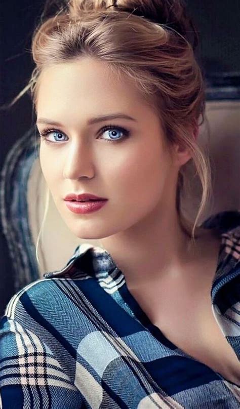 Pin By B On Woman Lovely Eyes Beauty Girl Beautiful Eyes