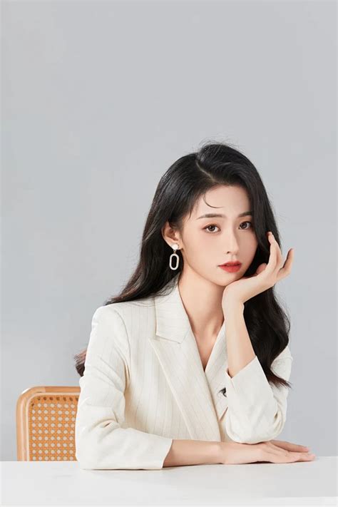 选一张 小红书 花瓣网