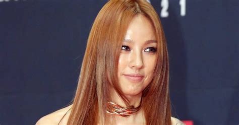 에스팀 측 이효리와 전속계약 만료 아름답게 마무리 [공식]