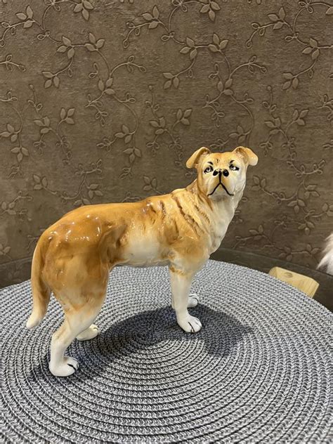 Фарфоровая статуэтка собака мастиф Royal Dux — ціна 2700 грн у каталозі