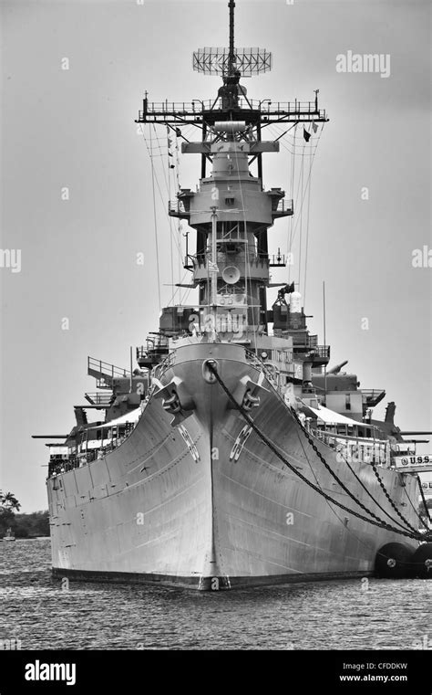 Guns Of The Battleship Uss Missouri Pearl Harbor Hawaii The Ship Was