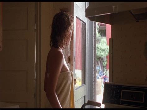 Ellie Cornell Nude Pics Pagina 1