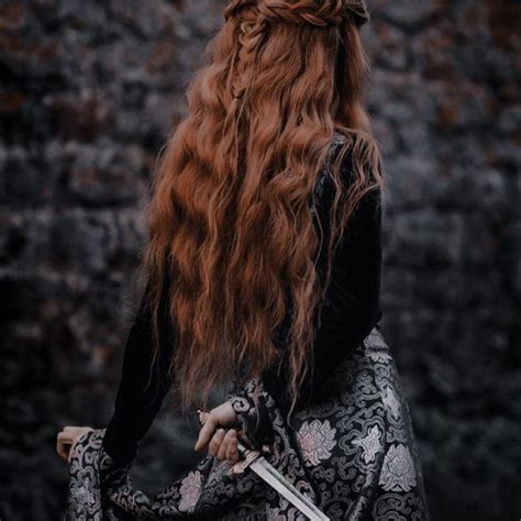 Pin De Dees Em ━ ༄ Aesthetic Cabelo Ruivo Rosto Princesa Medieval