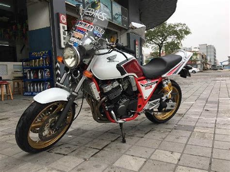 广东98年CB400 价格17500元 摩托车二手网
