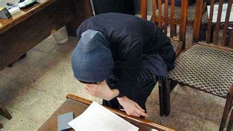 توجه شوهرم به حمیرا غیر متعارف بود وقتی متوجه رابطه نامشروع آنها شدم که دیگه بیچاره شده بود