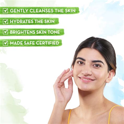 Mamaearth Rice Face Wash With Rice Water And Niacinamide For Glass Skin