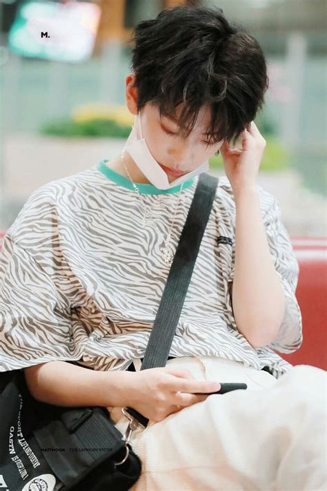 Lưu Mộng Fashion Suspender Inspo