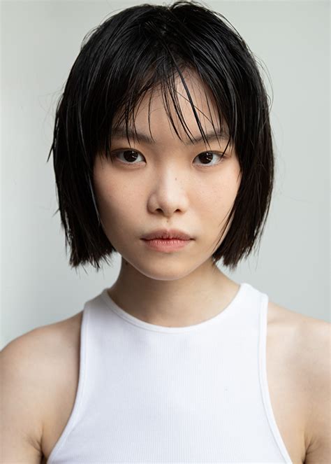 Xiao Lin Select Paris Select Model Management