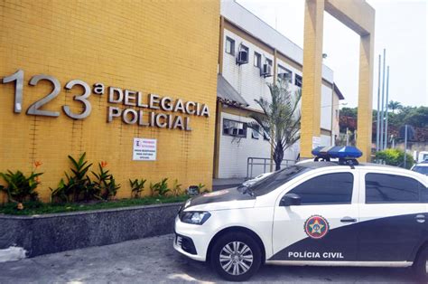 Enteado Preso Ap S Tentar Matar Ex Padrasto Em Maca Odebateon