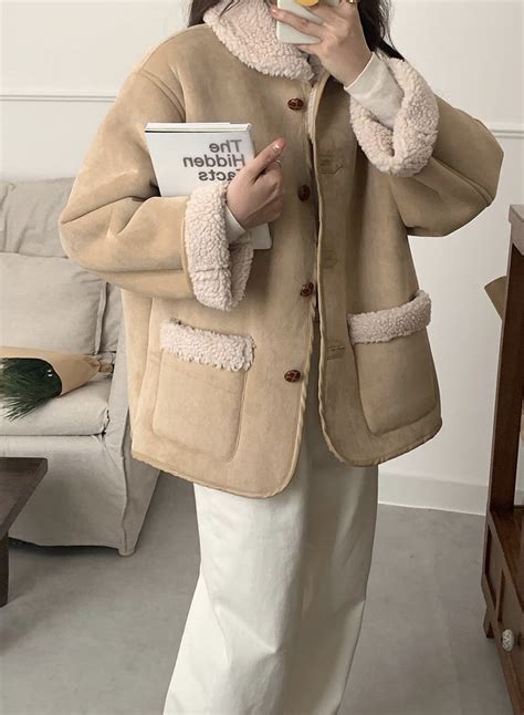 인기🤍귀염뽀짝🤍스웨이드 양털 덤블 무스탕 하프코트 에이블리