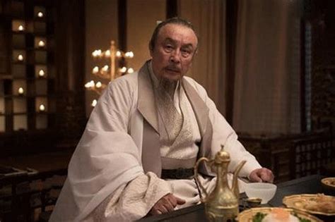 老戏骨许还山出席盛典，与张若昀亲切交谈，83岁仍活跃于屏幕猫眼电影新浪博客
