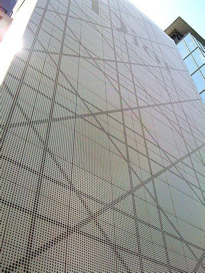 10 MESH CLADDING Images In 2020 Cladding Metal Facade Facade
