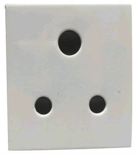 5 Plastic Three Pin Socket White At 60 Piece In New Delhi ID 2853354618030