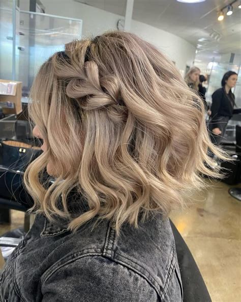 16 Chic Braided Hairstyles For Short Hair