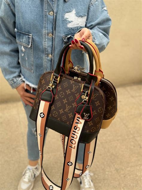 قیمت کیف زنانه و دخترانه اسپرت مدل فورکتی کیف پروانه