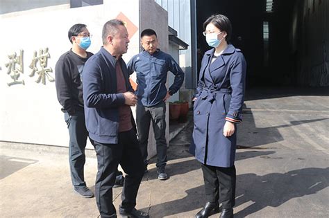 滦平县人民政府 图片新闻 马学敏到部分乡镇督导调研清洁取暖工作