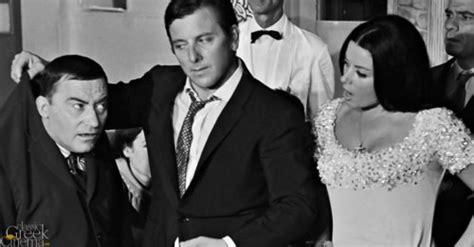 Κλασικές Ελληνικές Ταινίες Παλιές Ελληνικές Ταινίες από τον κλασικό κινηματογράφο Ταινίες