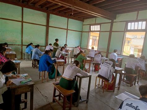 တောင်သာမြို့နယ်တွင်၂၀၂၄ ခုနှစ်၊ တက္ကသိုလ်ဝင်စာမေးပွဲကို ဒုတိယနေ့ အင်္ဂလိပ်စာဘာသာရပ်အား ကျောင