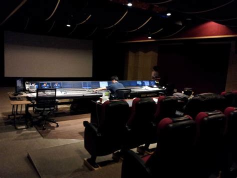 설국열차에 호랑이 사자 원숭이가 탔다 전자신문