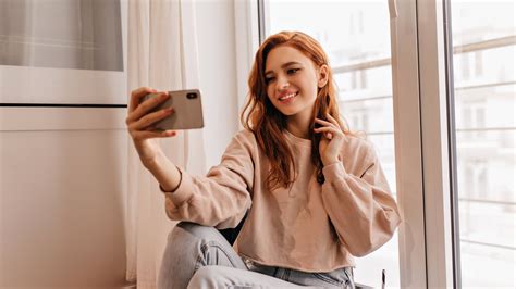 Как сделать красивое селфи 20 советов как правильно снять хорошее селфи на телефон с палкой и