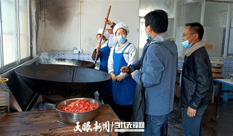守护学生舌尖上的安全赫章县德卓镇督查校园食品安全 工作 师生 采购