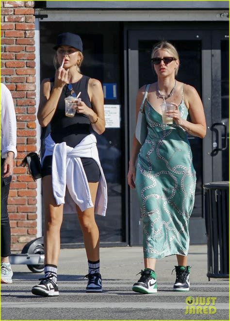 Photo Ariana Madix Lala Kent Stop For Coffee Filming Vanderpump Rules