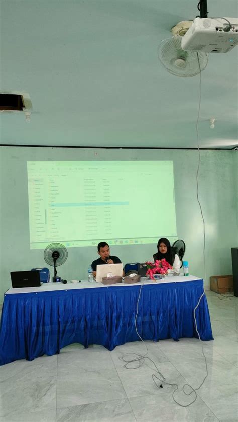 PELATIHAN FRAMEWORK LARAVEL ITB STIKOM AMBON