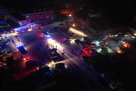 Continúan Las Tareas De Rescate En Noroeste De China Tras Terremoto Que