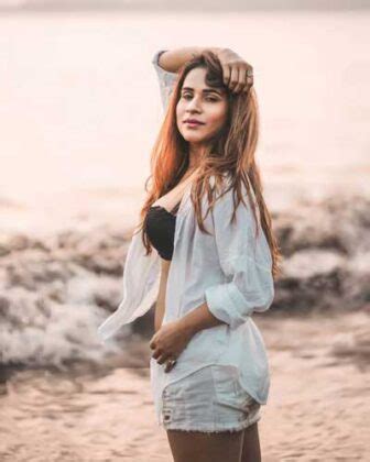 Damaad Ji Web Series Cast Palang Tod Actress Story Ullu