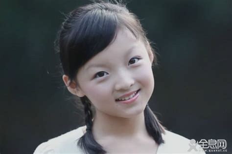 孔莹演唱豫剧花打朝选段小郎门外连声请 中国少儿艺教网 资讯