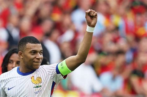 France Espagne En Difficulté Physique Kylian Mbappé Doit Il être Titulaire En Demi Finale