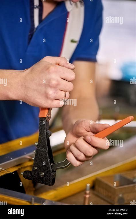Rivet Gun Hi Res Stock Photography And Images Alamy