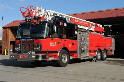 Snohomish County Fire District 1 Ladder 11 Fire Trucks Fire Rescue Fire
