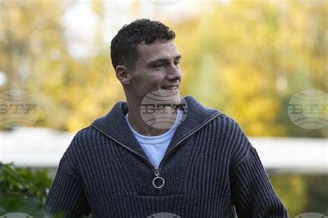 Байерн Мюнхен е отхвърлил оферта на Интер Милано за френския национал Бенжамен Павар Утро