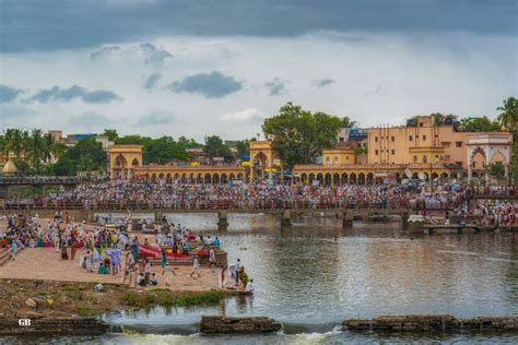 चैतन्याचा जिव्हाळा 🌹🌹🌹भक्ति चिंतन🌹🌹🌹 मोटके निमिषभरी देतु जाय।।ज्ञाने आपण जन्माला घातलेल्या