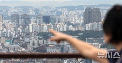 난 이미 포기했다월급 한 푼 안 쓰고 103년 모아야 서울 내집 마련 먼 꿈 ①