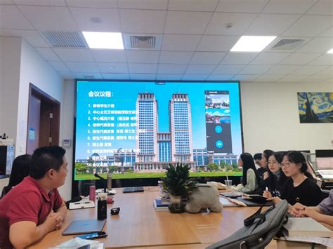 复旦大学城市生态规划与设计研究中心举办2022届新生迎接会