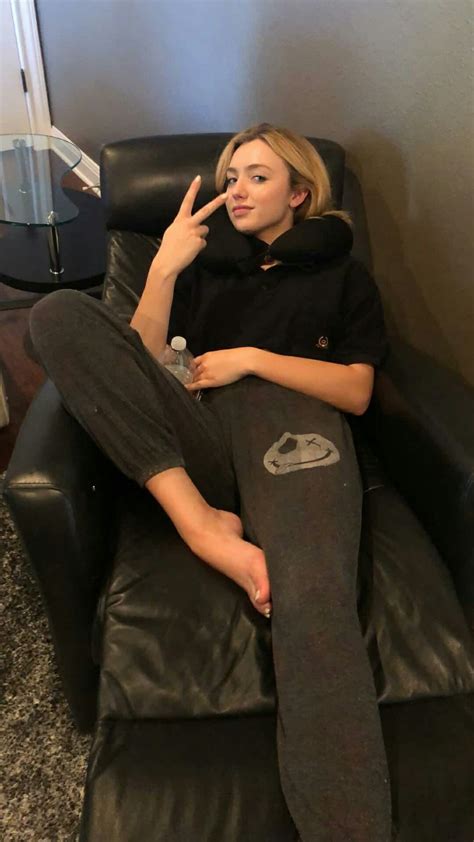 Peyton List Feetforum
