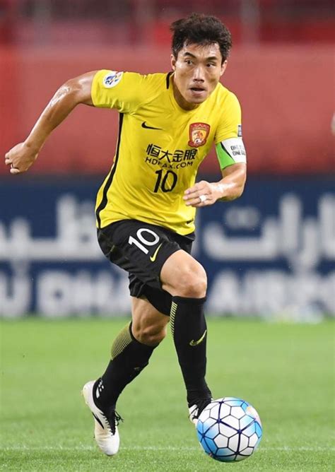 China Captain Zheng Zhi Gets Four Game Ban For Handshake Snub Rediff