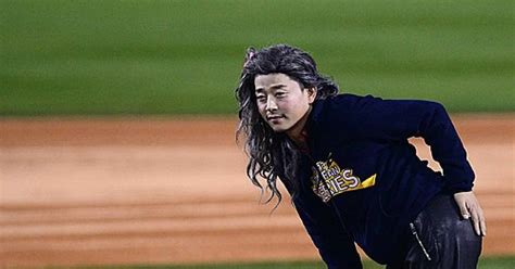 개그맨 김준호 어떻게 던질까